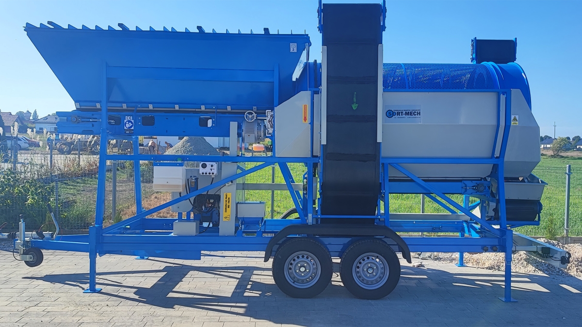 Trailer-mounted Screeners • SORT-MECH